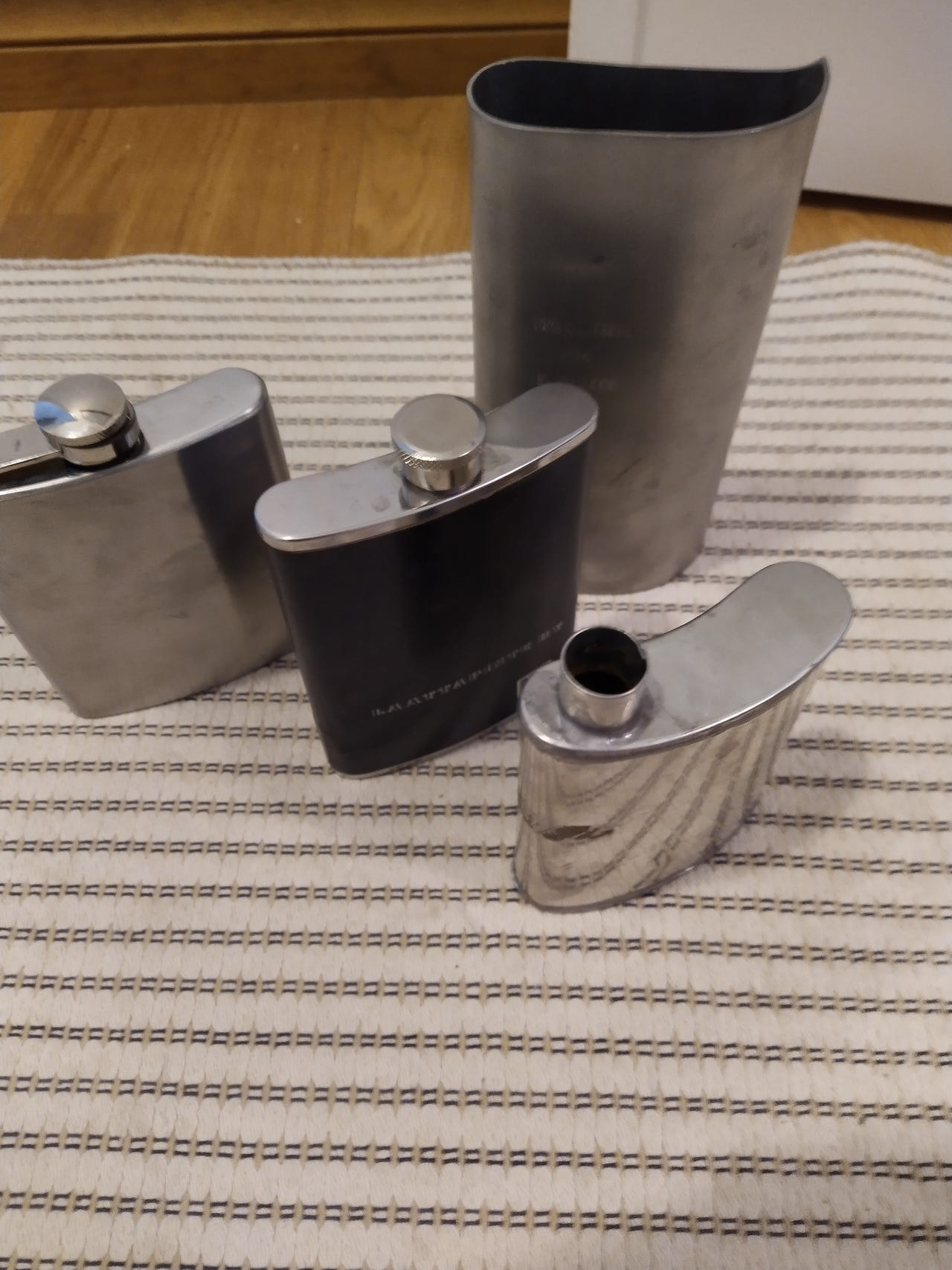 Taskumatti ja tina maljakko 10 e kpl | Tori