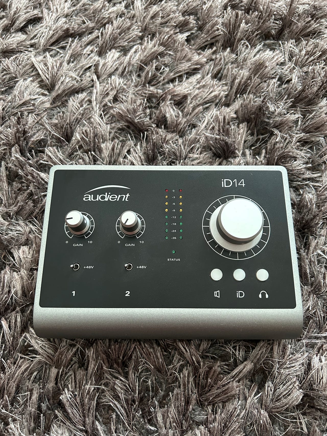 Audient ID14 mk1 | Tori