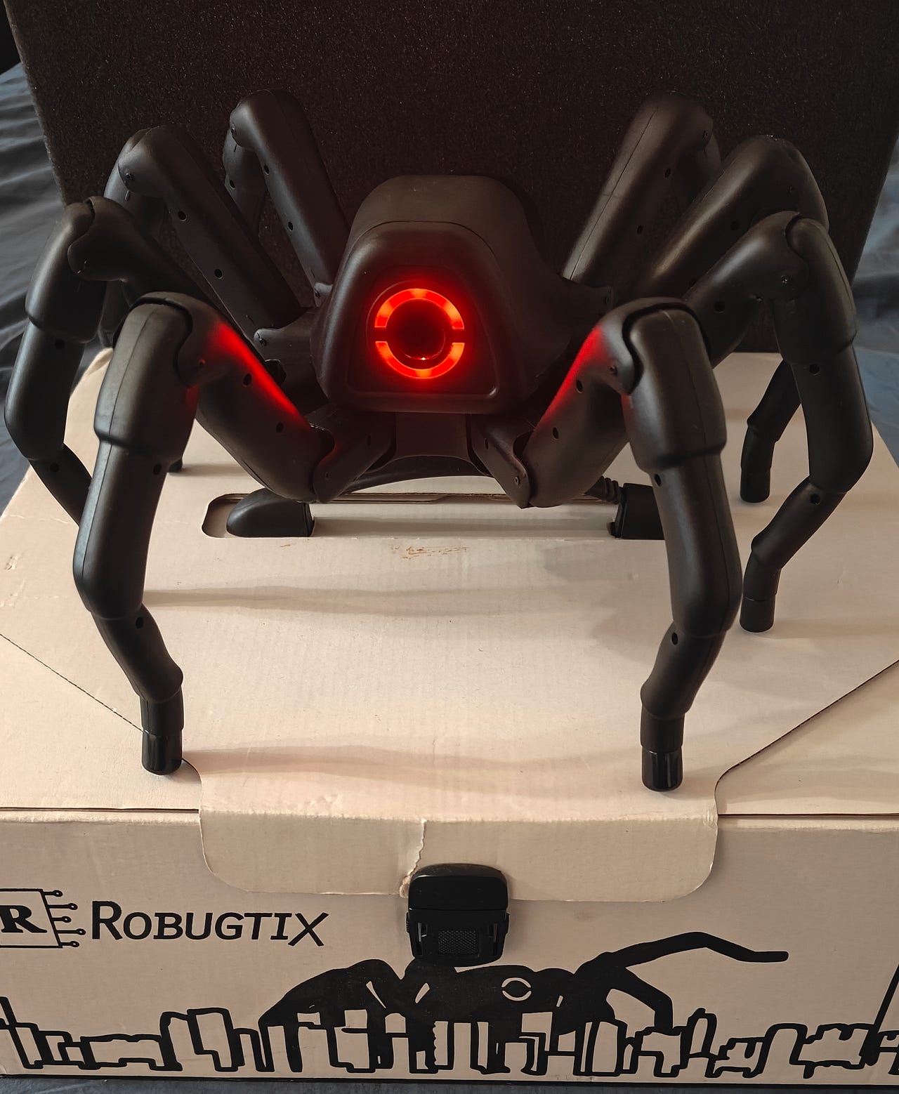 Robugtix T8x - robottihämähäkki | Tori