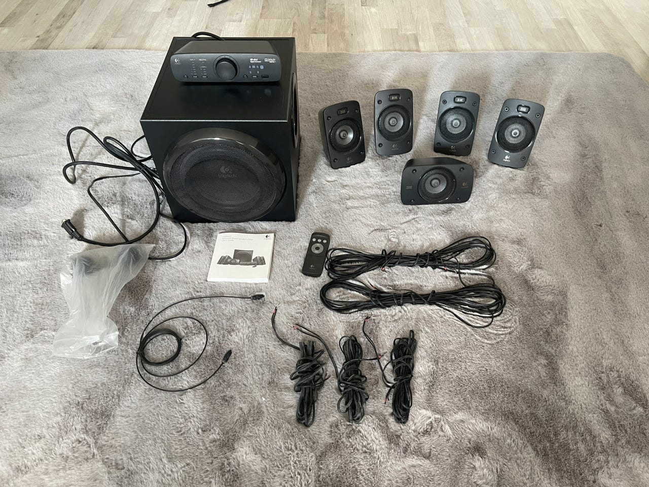 Logitech surround sound speakers Z906 (5+1) | Tori