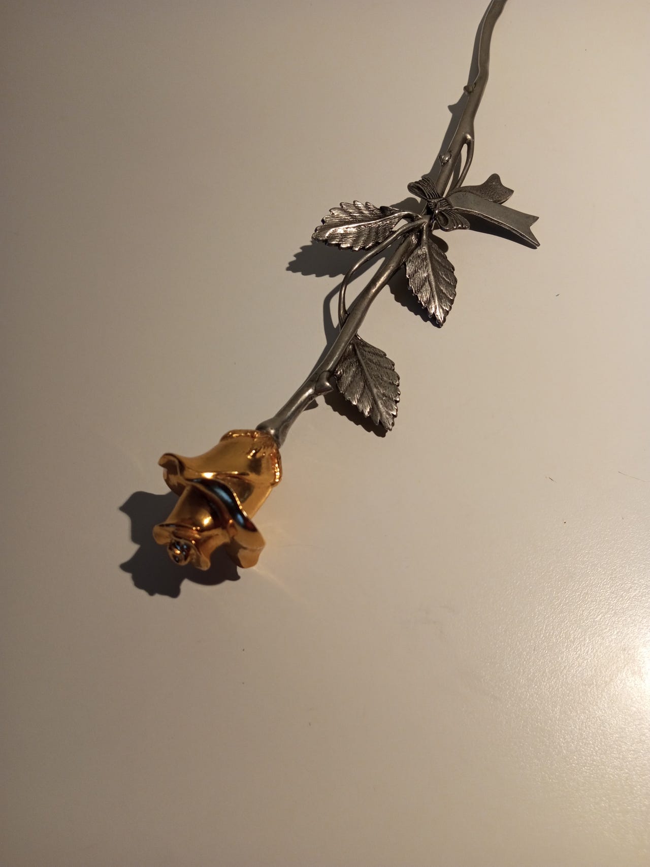 Kullattu ruusu | Tori