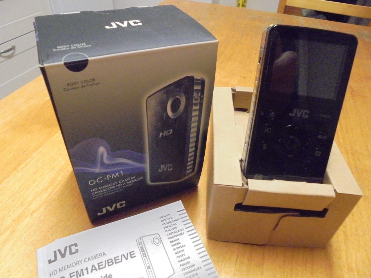 JVC GC-FM1 "HD memory camera" , toimitettuna | Tori