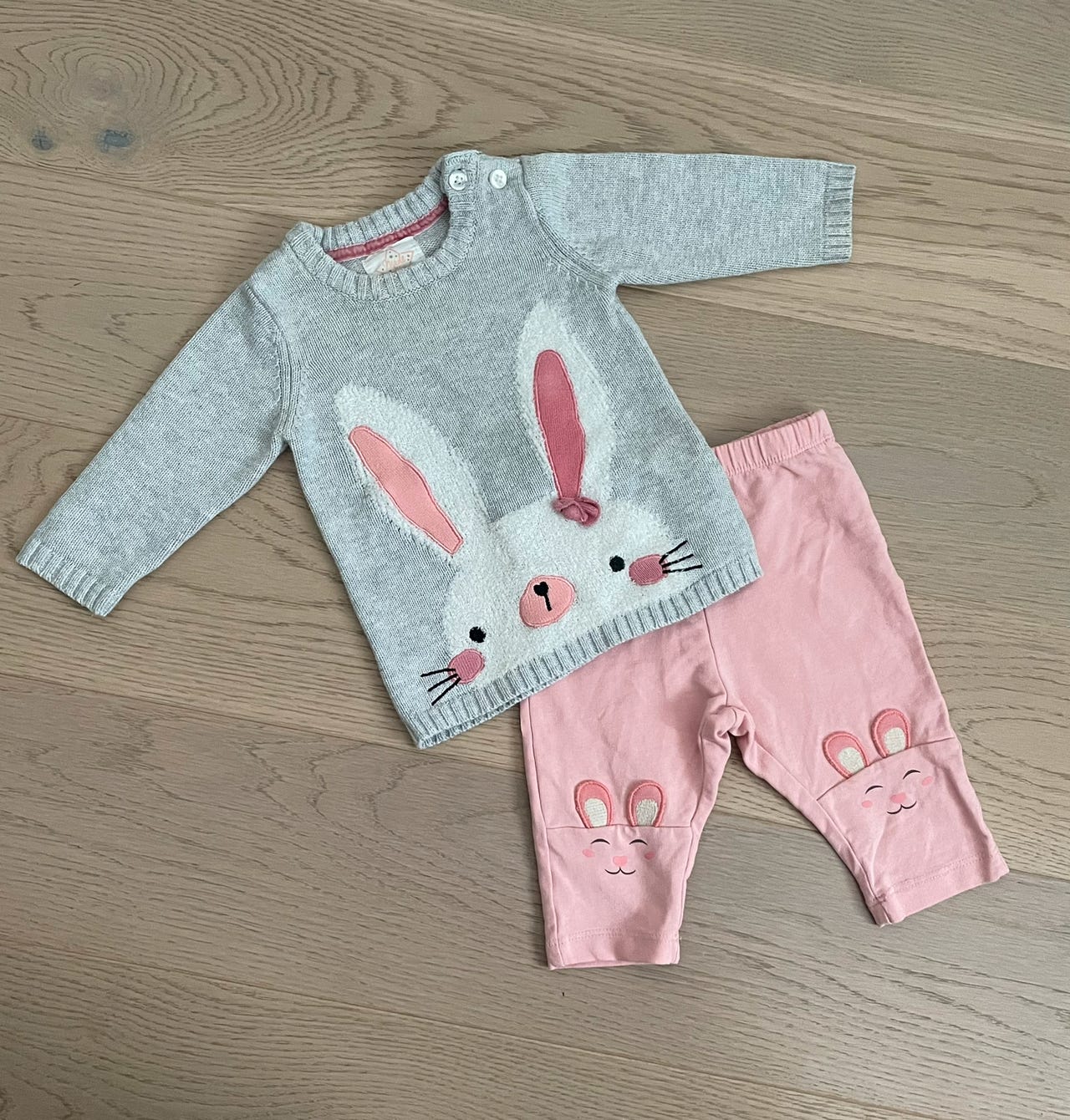 Pupuasu vauvan neule ja housut 62/68 | Tori