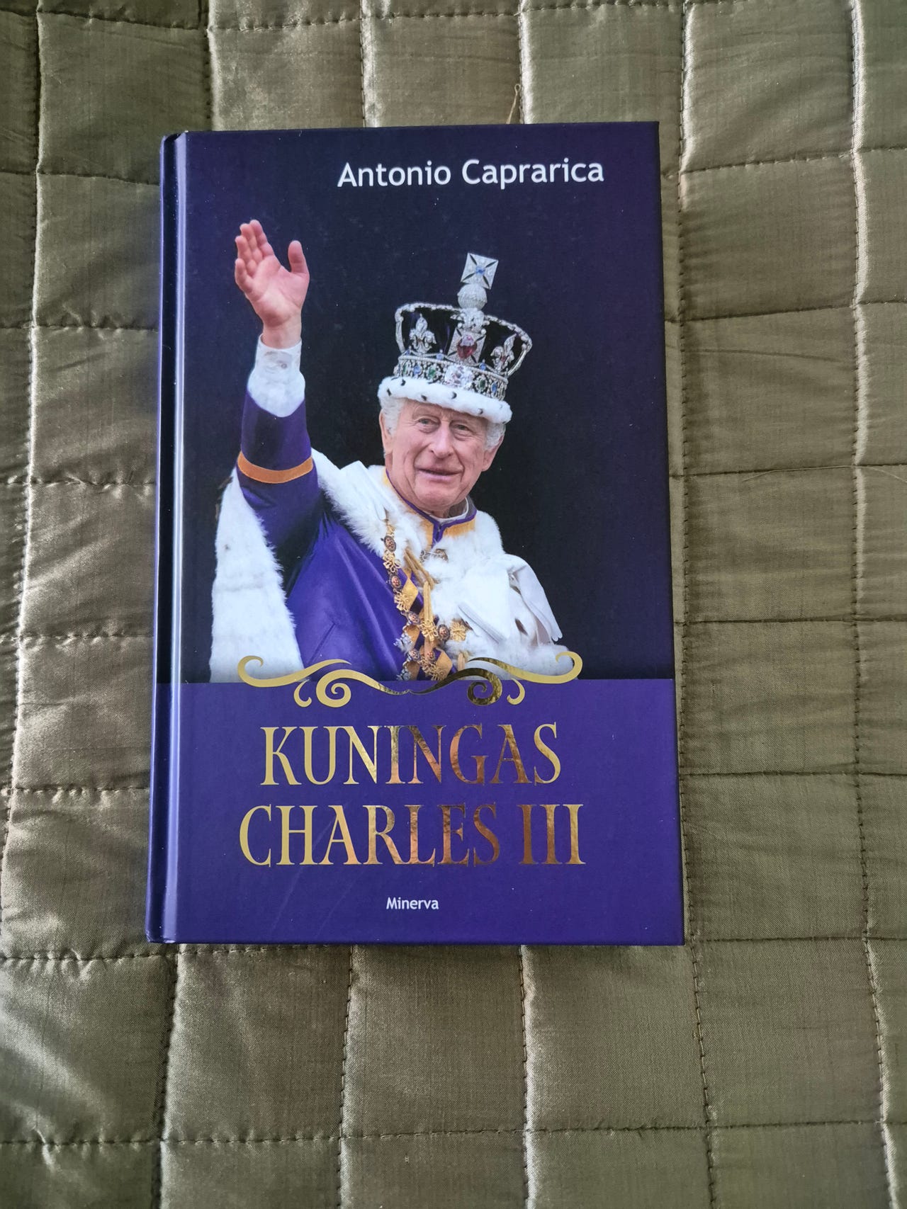Kuningas Charles III | Tori