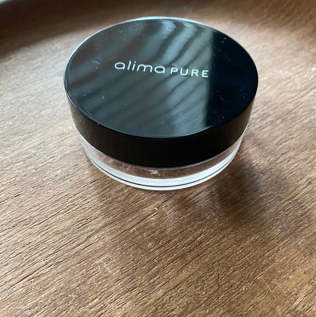 ALIMA PURE SATIN MATTE mineraalimeikkivoide | Tori