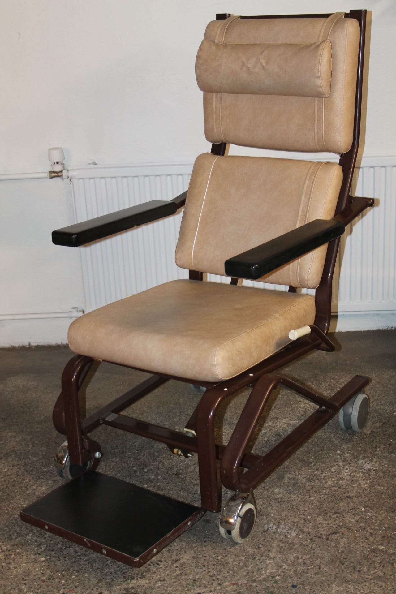 Seniorituoli Merivaara Instrumentarium geriatrinen tv tuoli asentotuoli ...