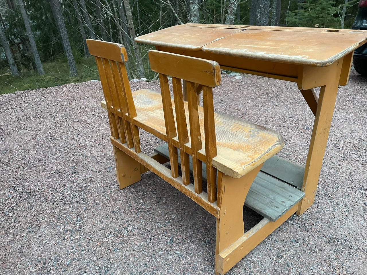 Kahden istuttava pulpetti | Tori