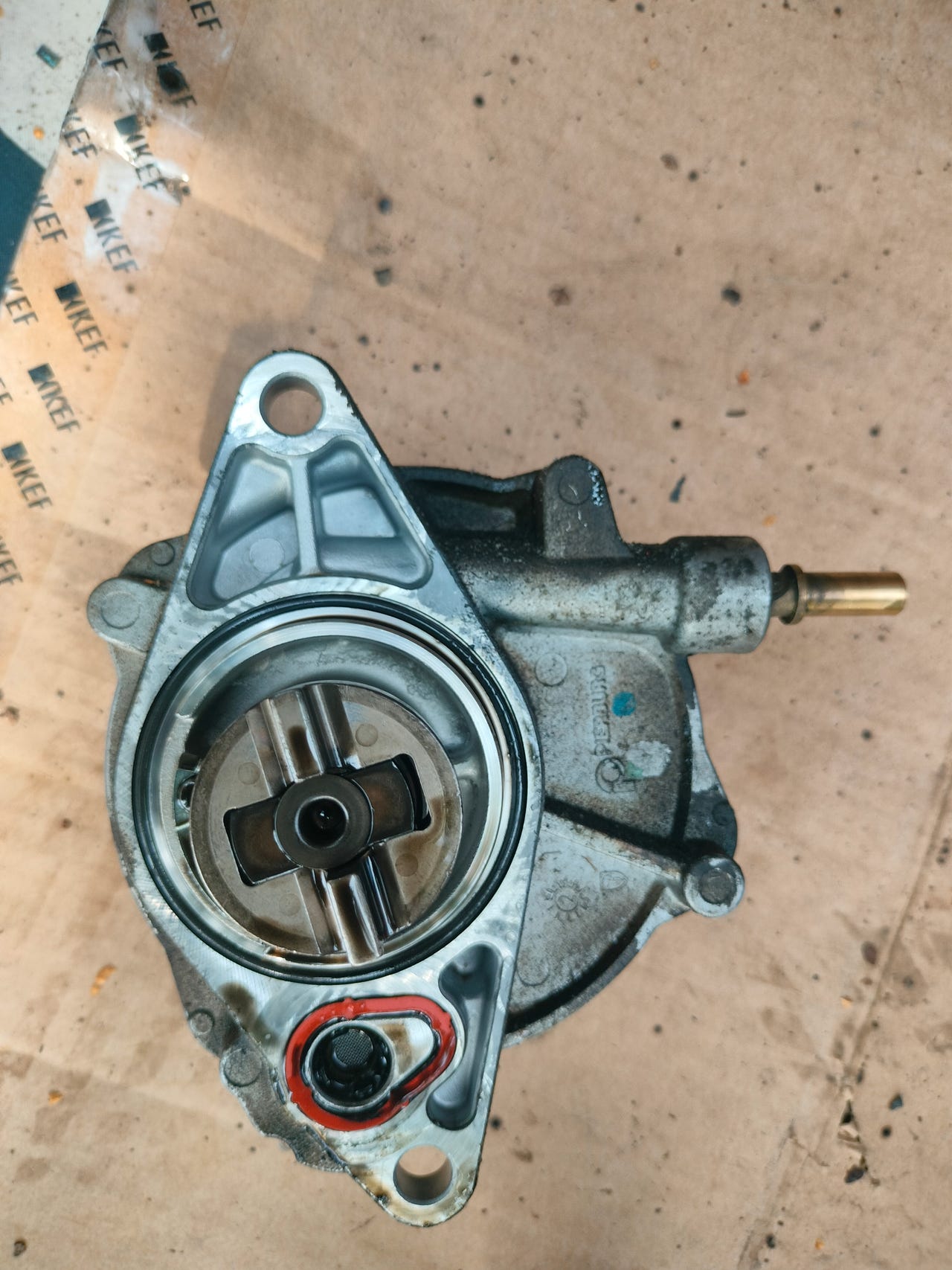 Alipainepumppu Boxer, Ducato, Jumper ym. 9645141380 | Tori