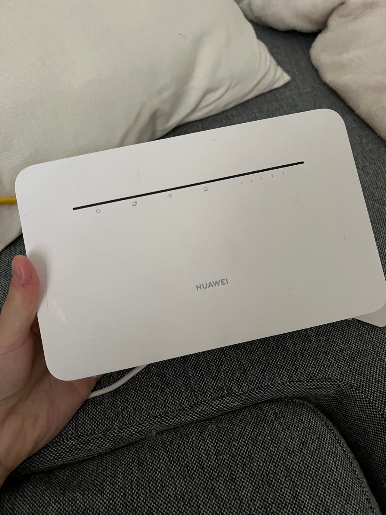 Huawei Reititin valkoinen kahdella antennilla | Tori