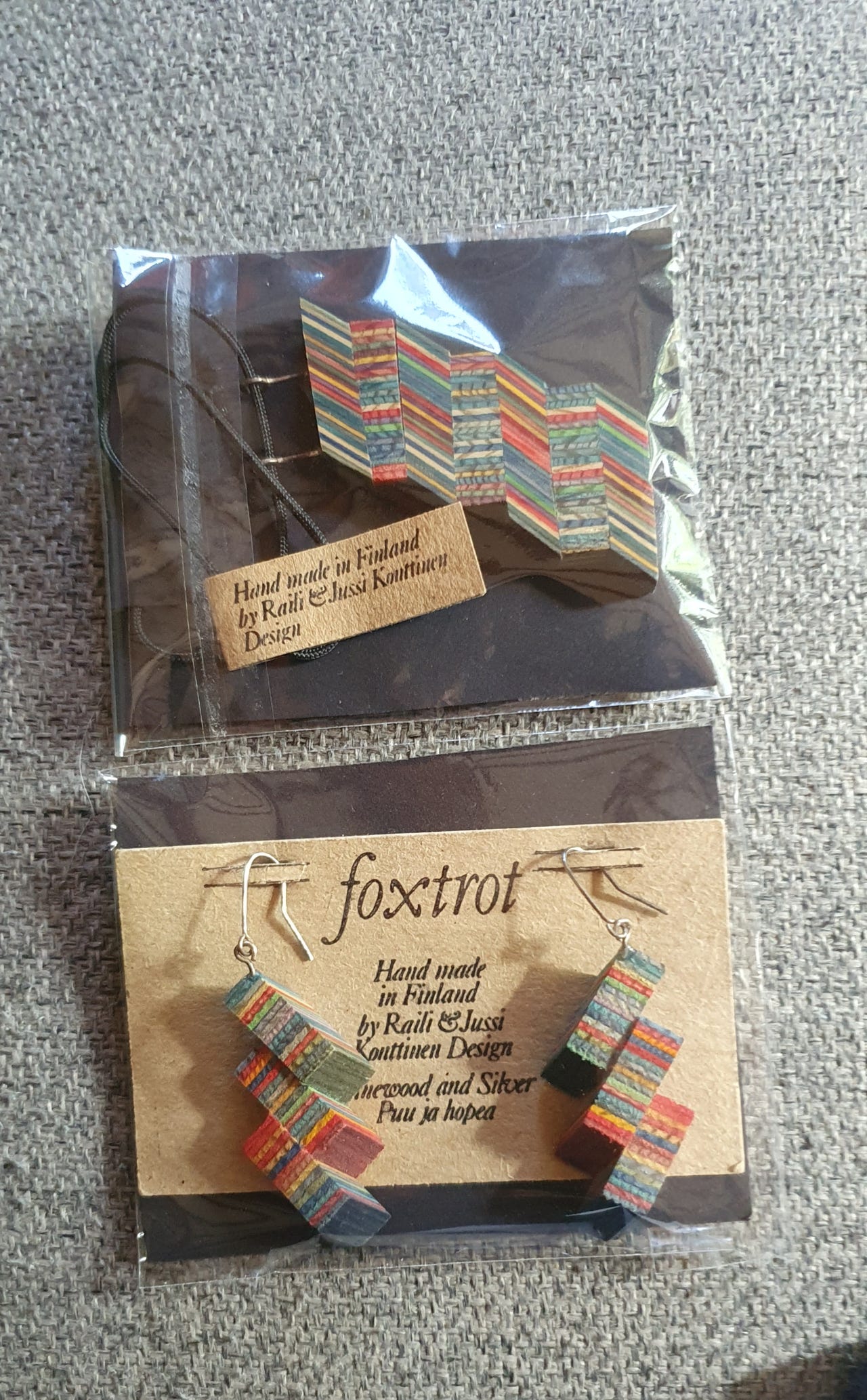 Hienot puiset korut | Tori
