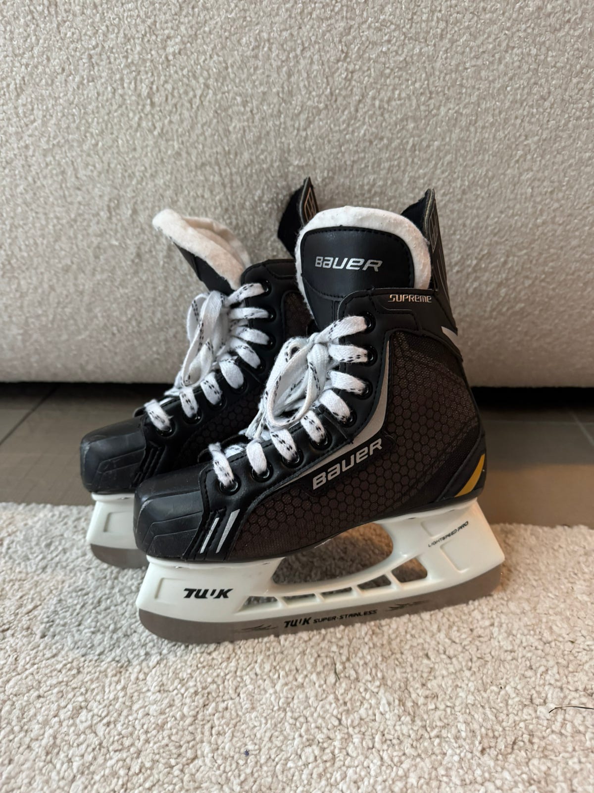 Koko 33,5 Bauer Supreme One.4 hokkarit | Tori