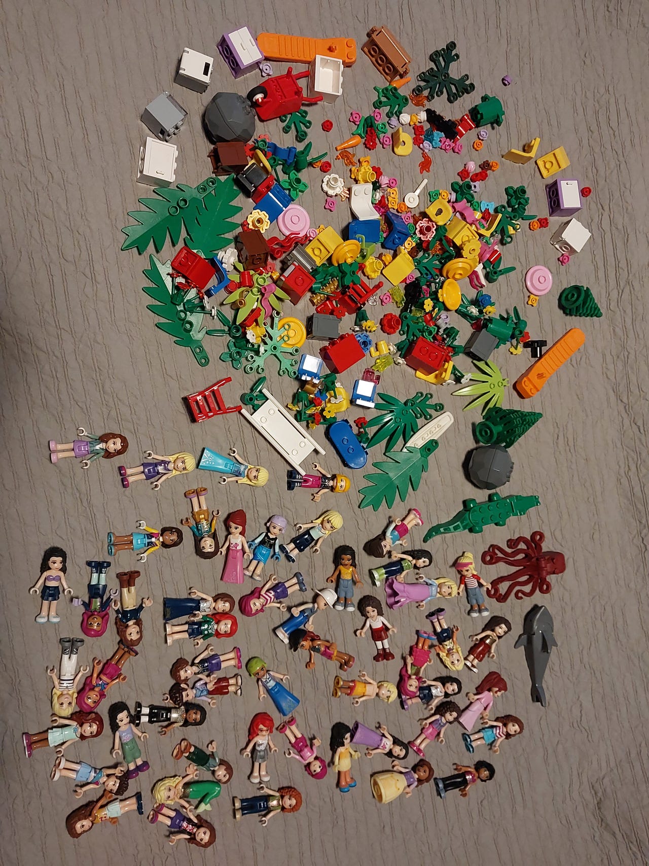 Lego Elves, Friends ja Disney Princess hahmoja | Tori