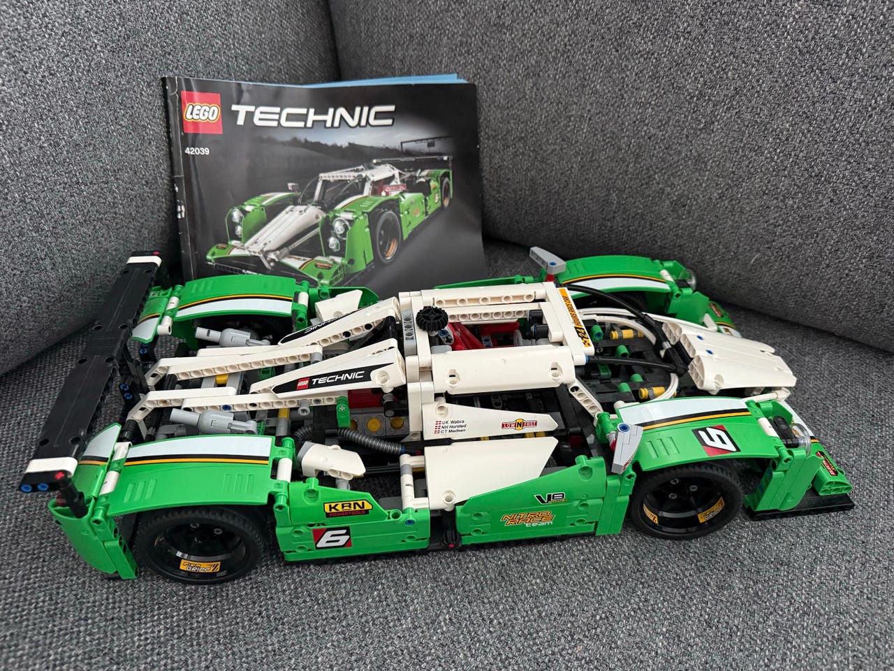 LEGO Technic 42039 Kilpa-auto | Tori