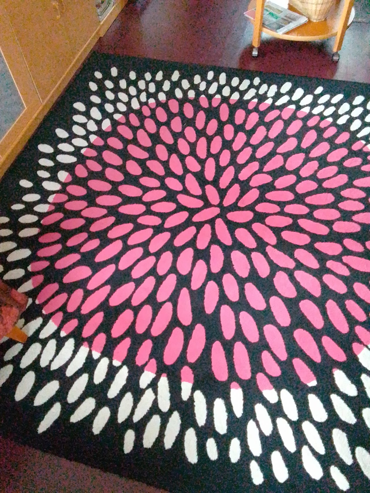 IKEA Matto Musta ja Pinkki Kuvioitu | Tori