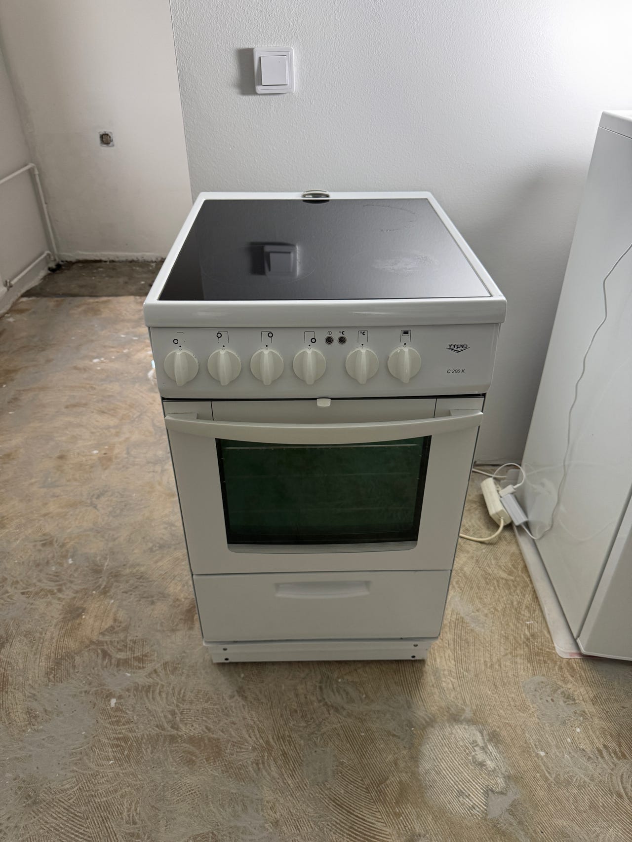 Keraaminen liesi UPO C200K | Tori
