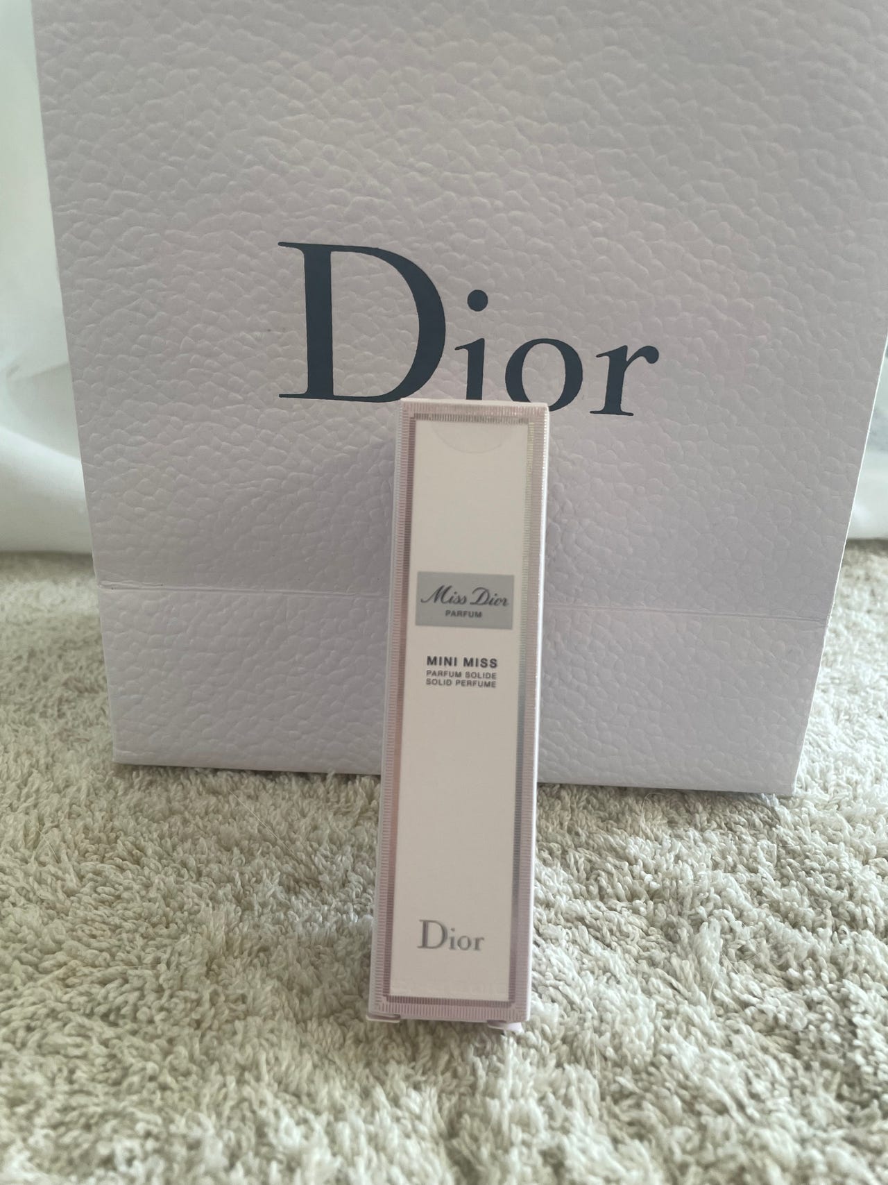 Miss Dior Mini Miss solid parfume / tuoksupuikko | Tori