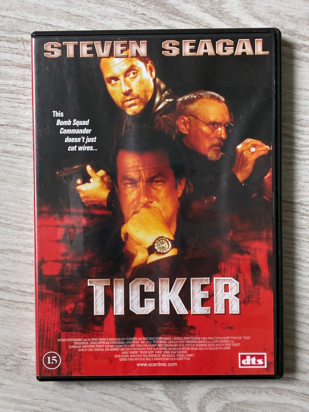 Ticker DVD | Tori