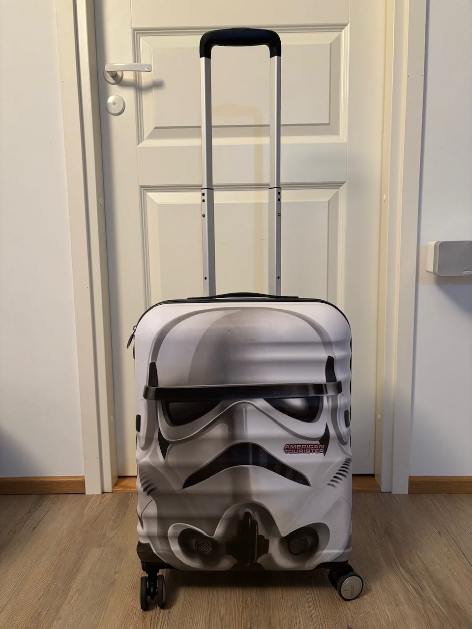 American Tourister Stormtrooper -matkalaukku | Tori