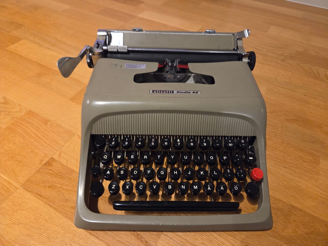 Olivetti Studio 44 kirjoituskone | Tori