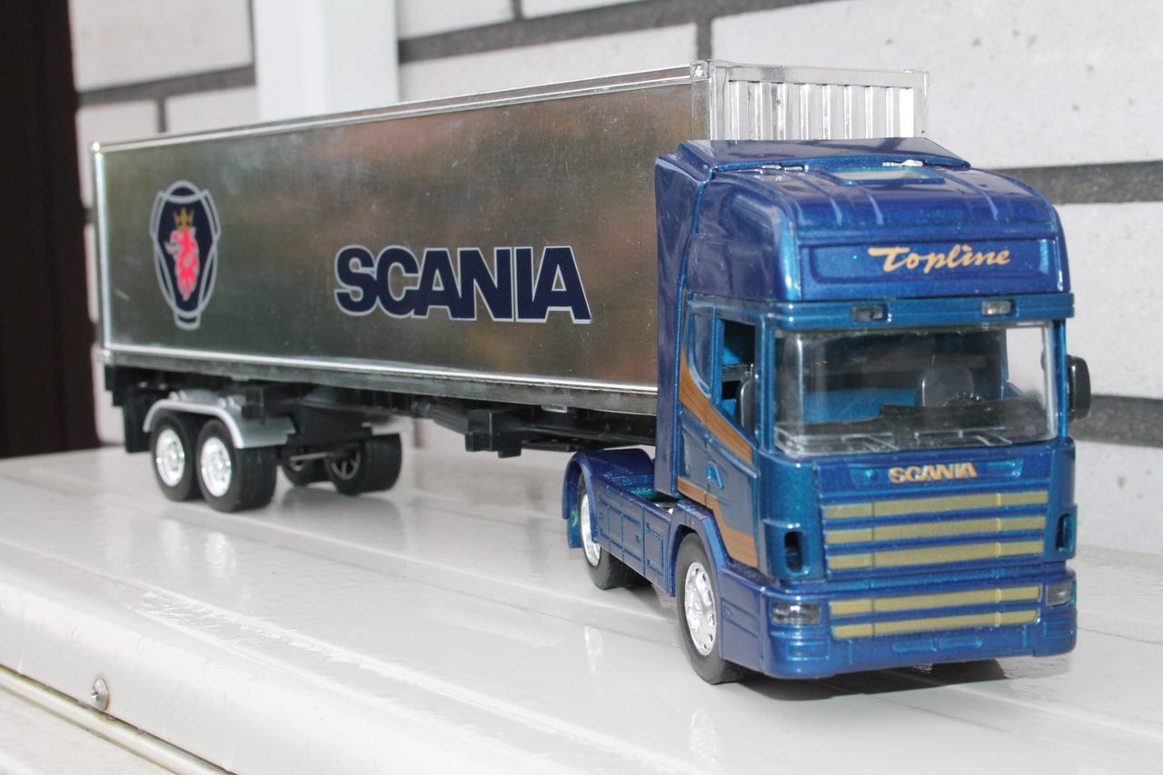 1998 Scania TopLine R124 400 rekka + perävaunu vanha pienoismalli 50cm ...