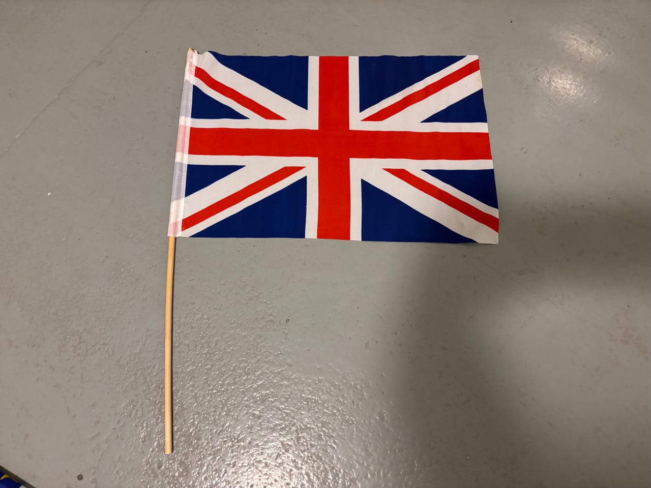 Englannin lippu ja pari muuta | Tori