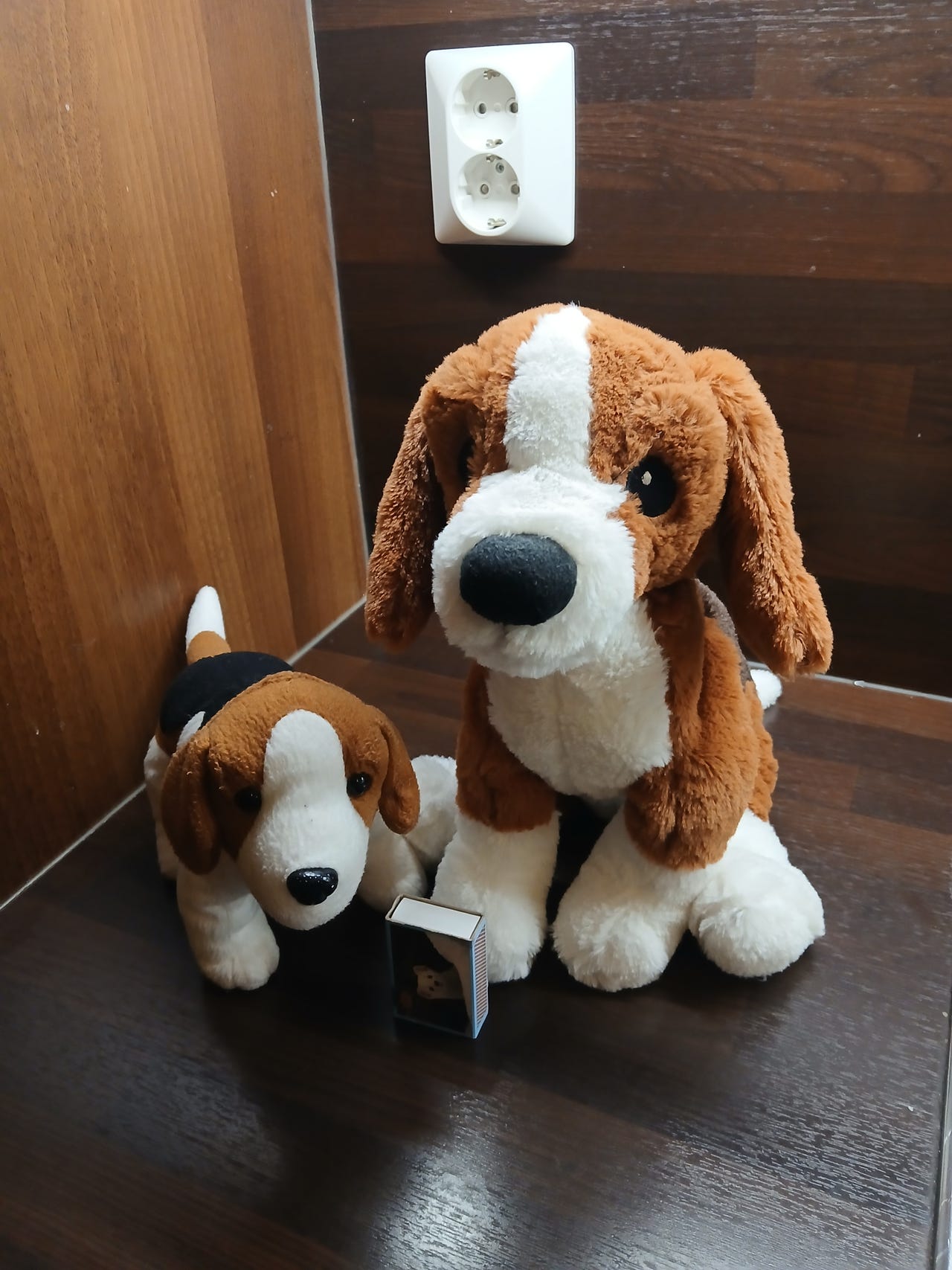 Beagle koira pehmolelu | Tori