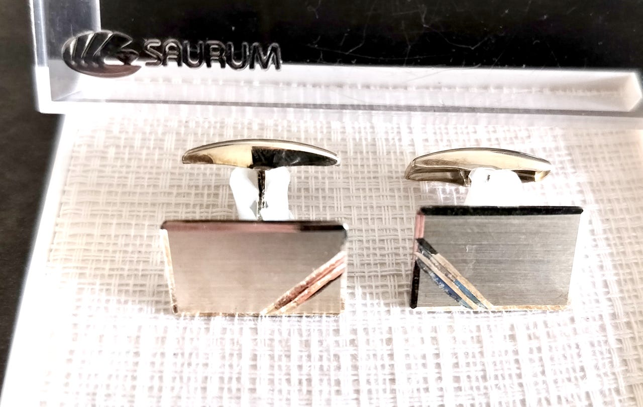 Saurum kalvosinnapit | Tori