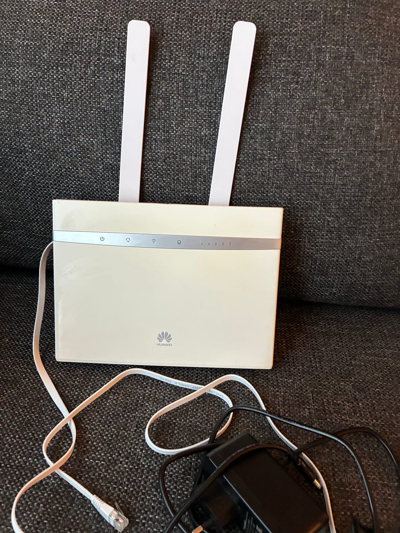 Huawei B525s-65a Reititin valkoinen | Tori