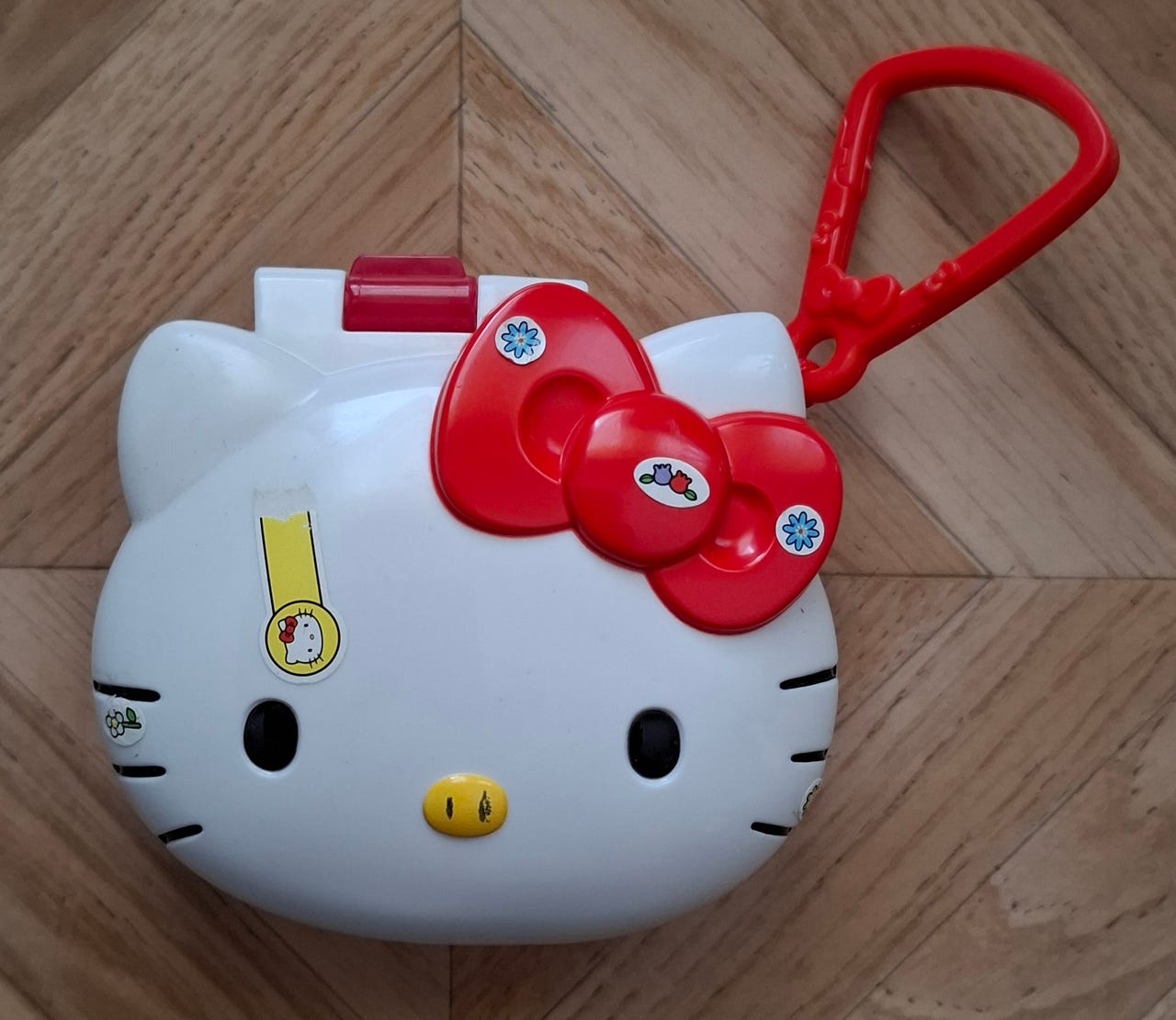 Hello Kitty rasia | Tori