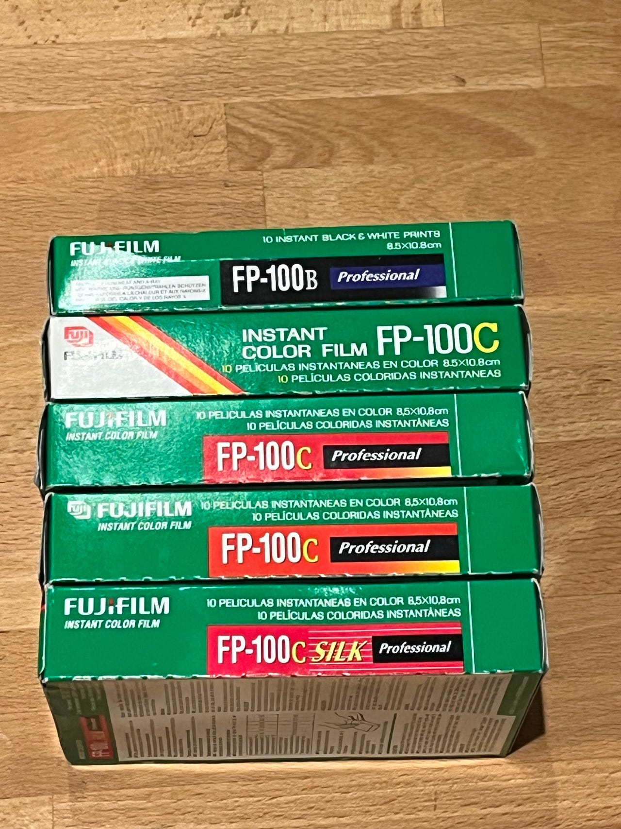 Fujifilm Polaroid setti: FP-100C, FP-100B, ja FP-100C Silk värikalvot | Tori