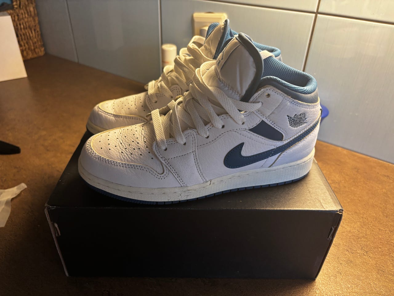 Air Jordan mid koko 38,5 | Tori