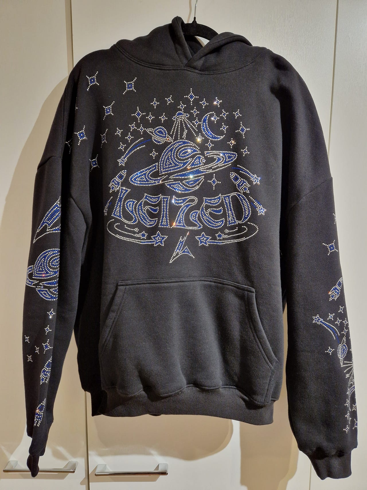 Leized galaxy rhinestone hoodie (huppari) | Tori