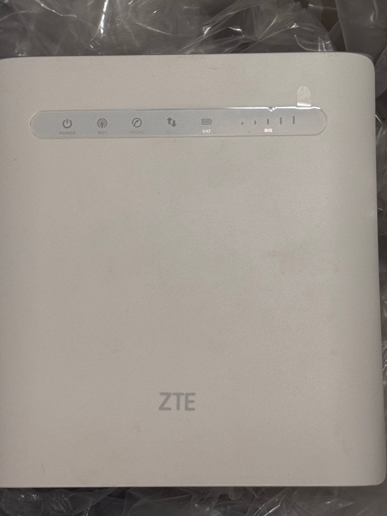 ZTE MF286 Reititin 2.4GHz WLAN DNA | Tori
