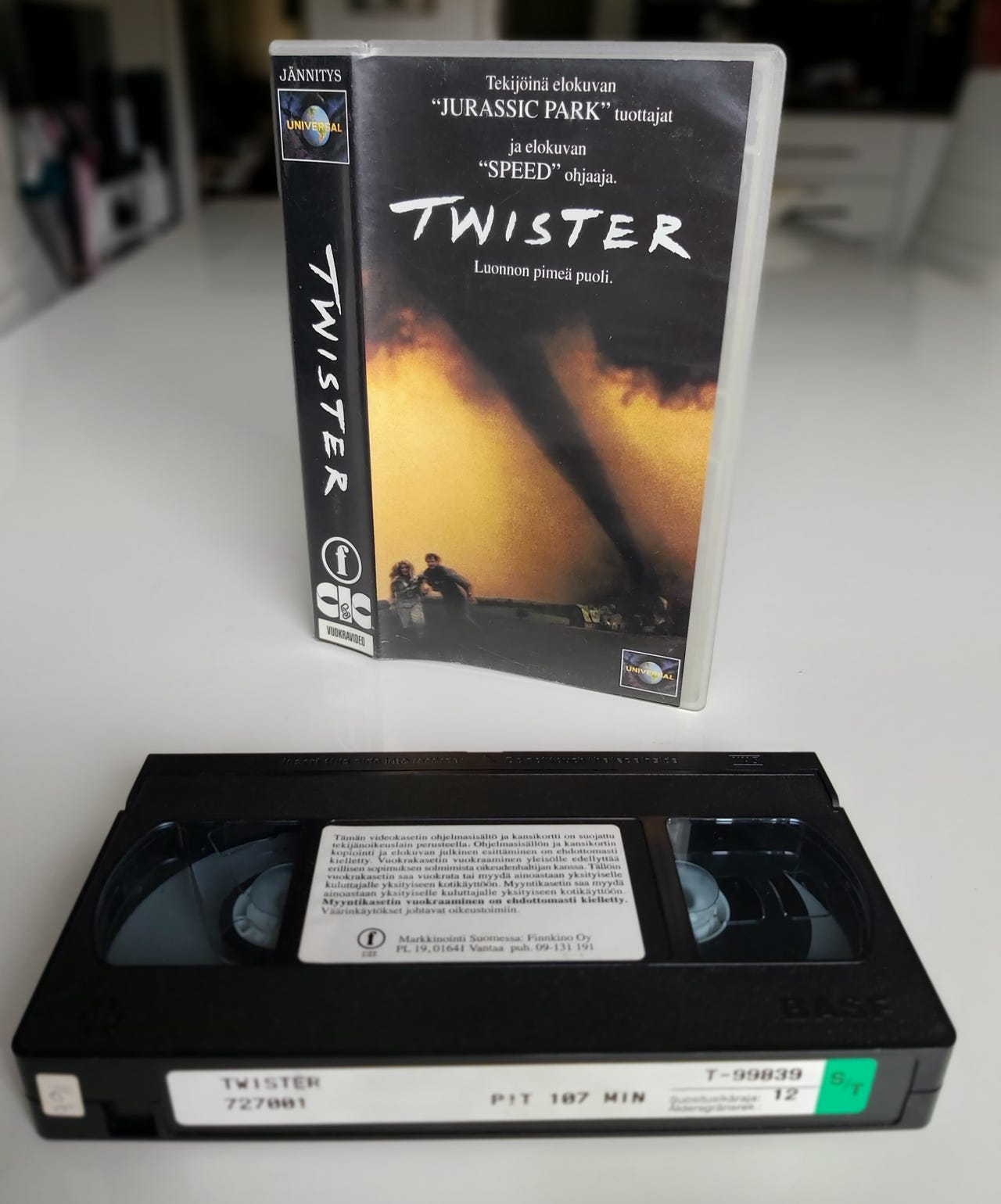 Twister VHS | Tori