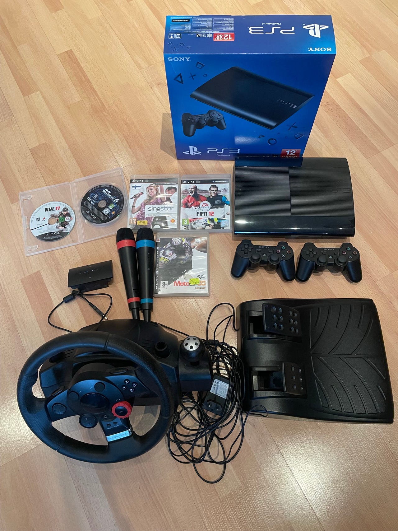Ps3 Slim 12gb + Singstar + Logitech Driving Force Gt | Tori