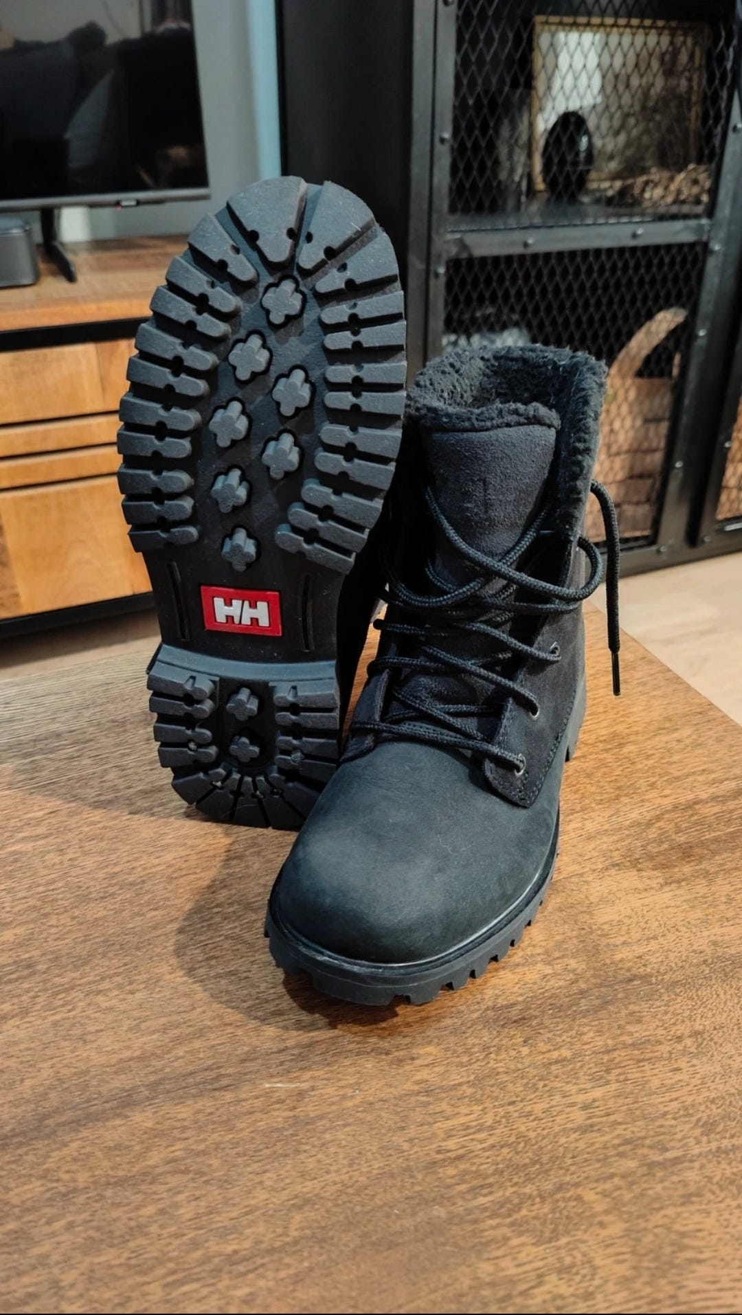 Helly Hansen mokkanahkaiset talvinilkkurit 37 | Tori