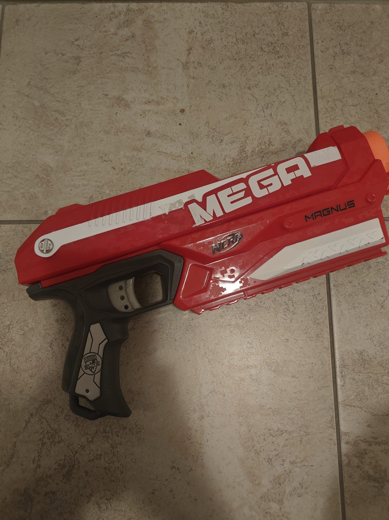 Nerf Magnus Mega -ase | Tori