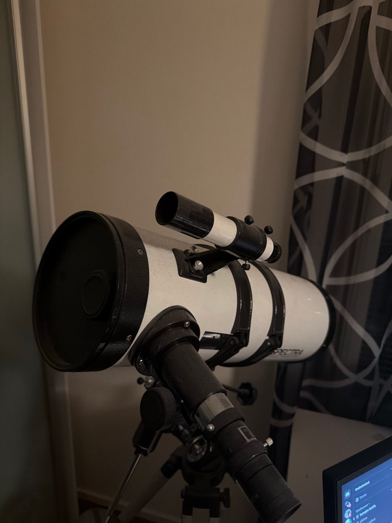 Spectra Astro Precision Maksutov-Cassegrain Teleskoop 90mm valkoinen | Tori