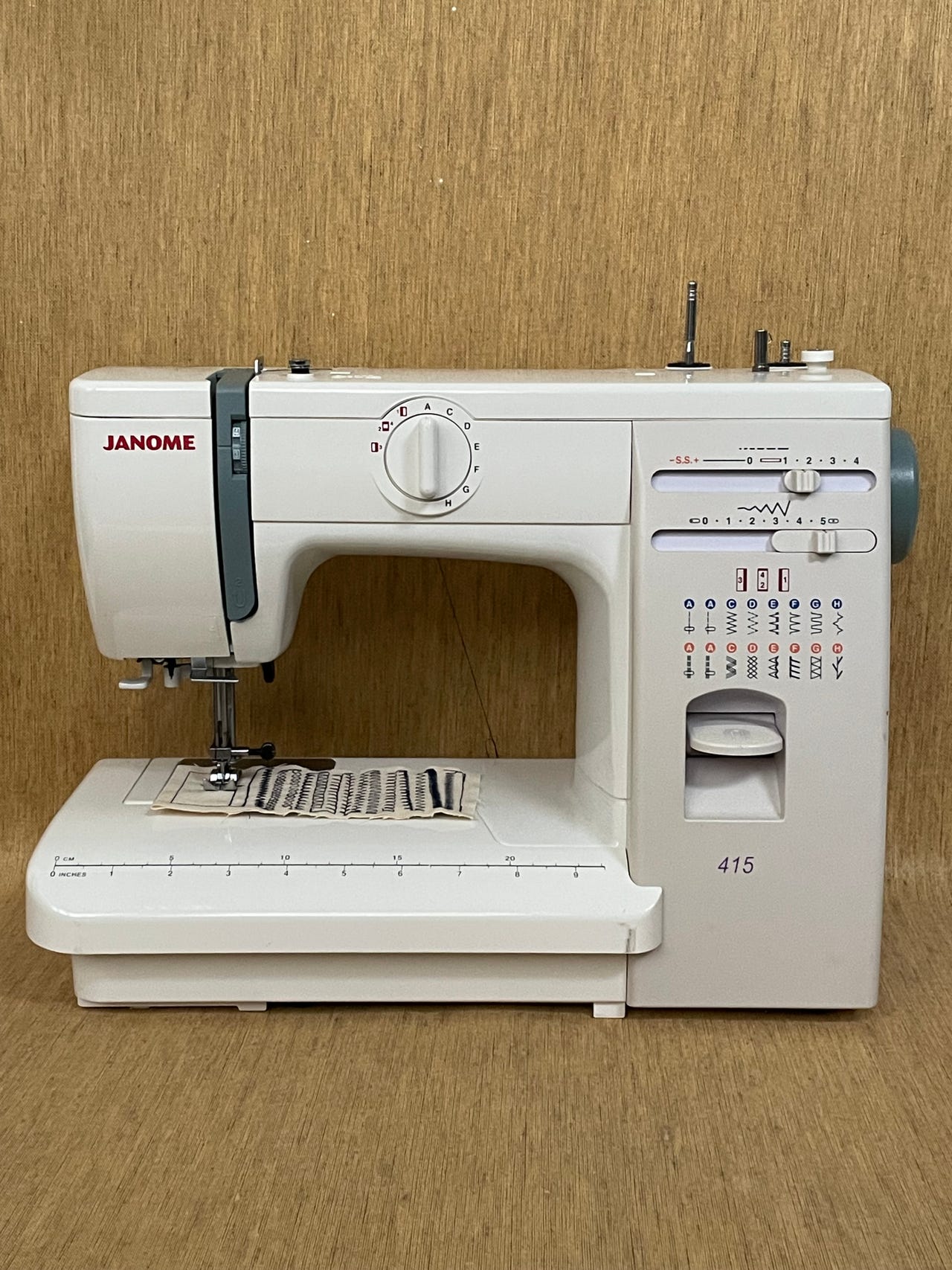 Ompelukone Janome 415 | Tori