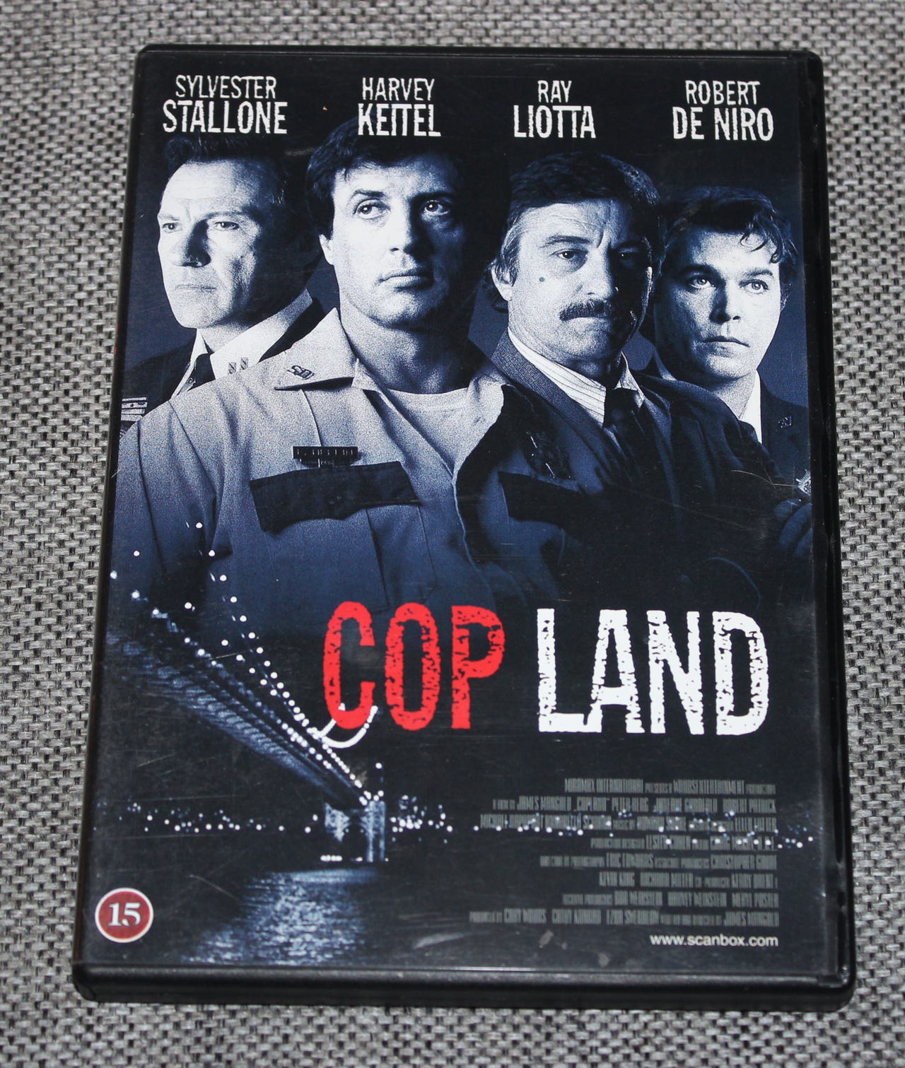 Cop Land (1997) DVD | Tori