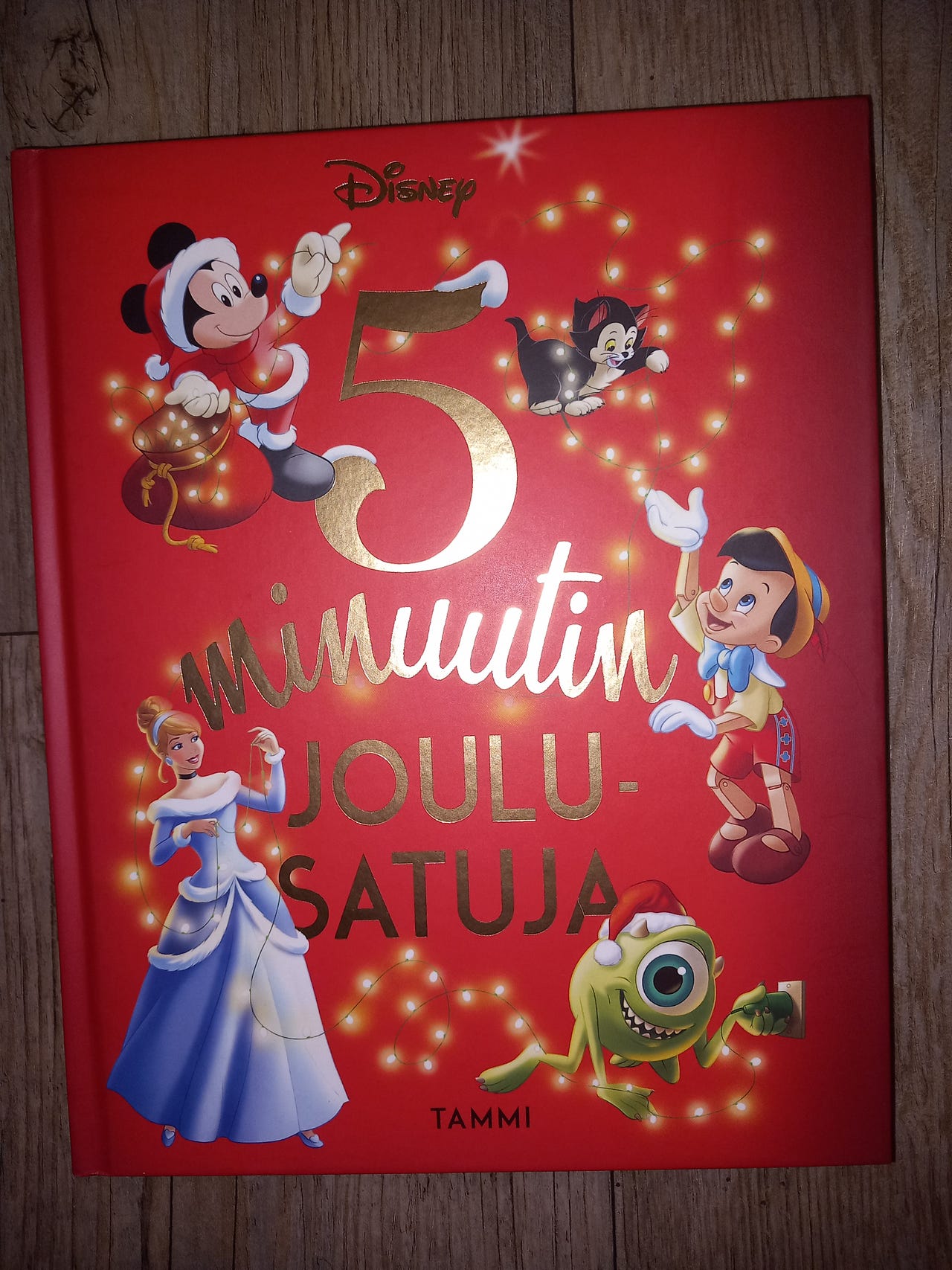 Disney 5 minuutin joulusatuja | Tori