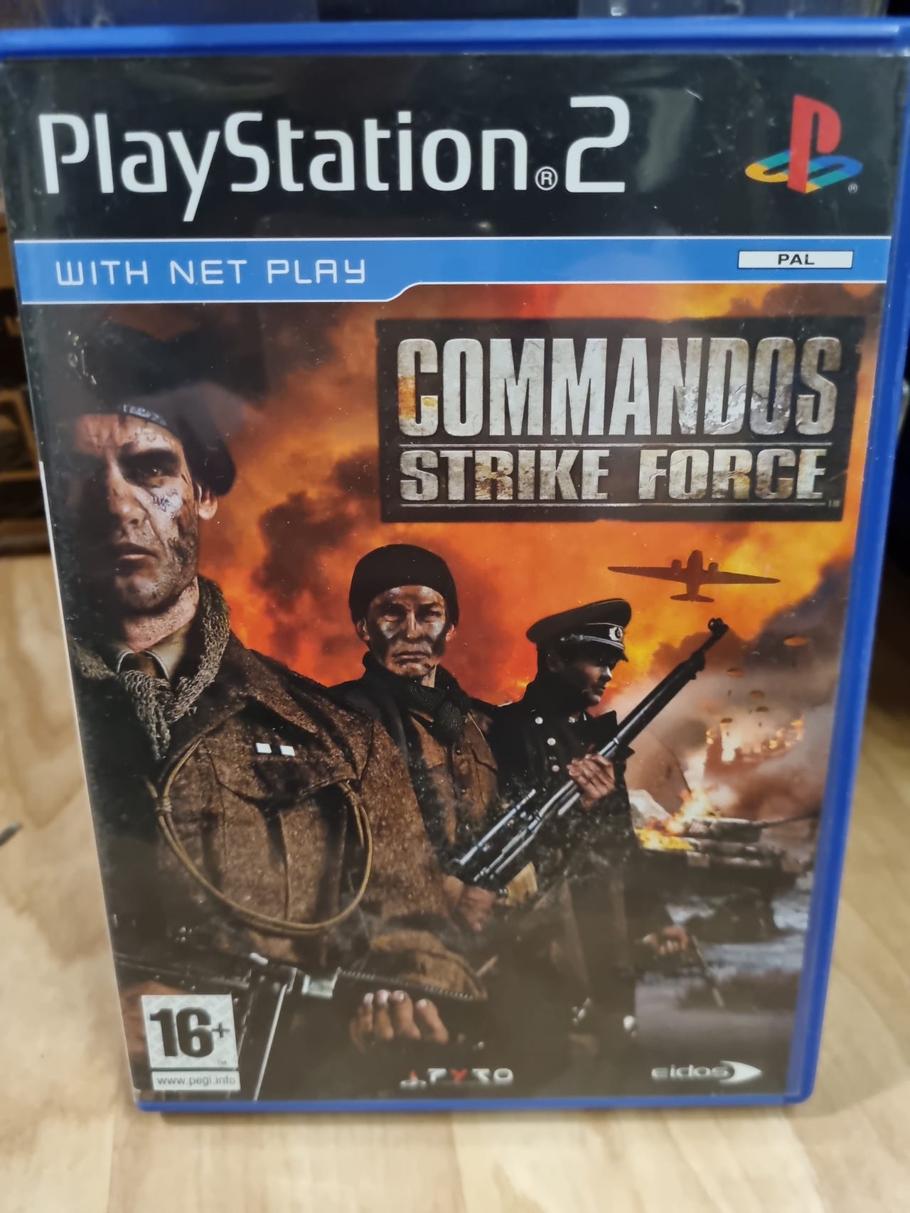 Commandos Strike Force Playstation 2 Peli | Tori