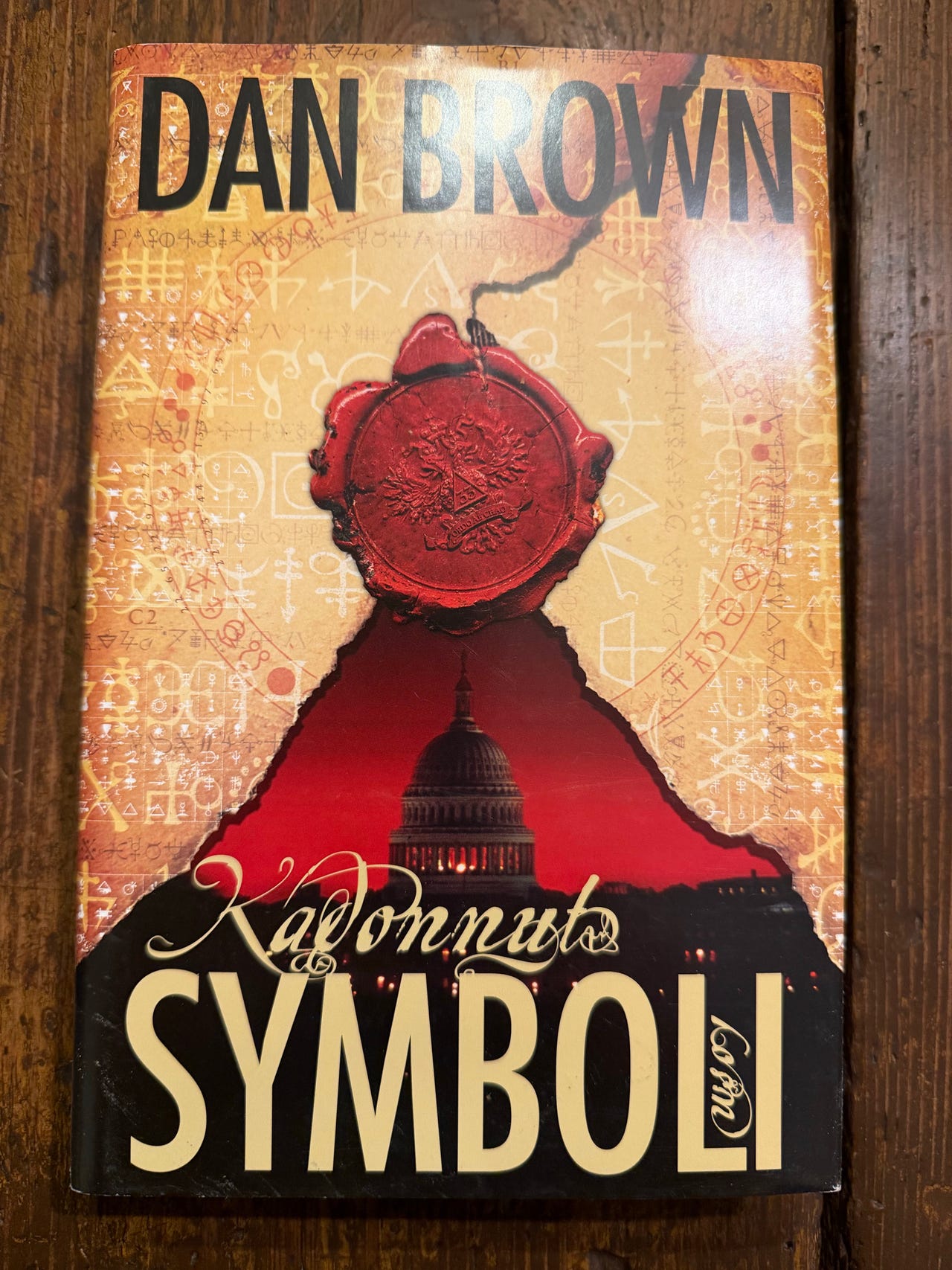Dan Brown Kadonnut Symboli kirja suomenkielinen kovakantinen | Tori