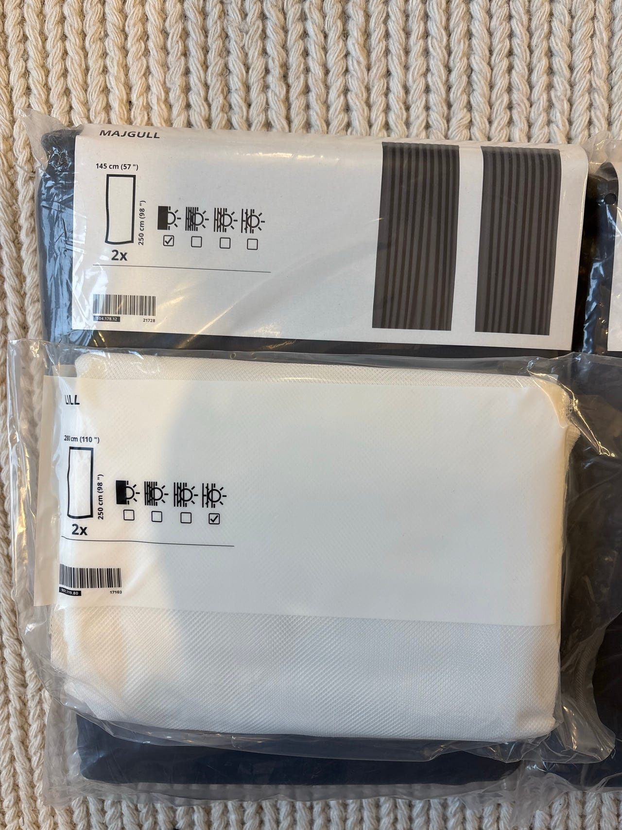 IKEA MAJGULL pimennysverhot ja LILL Verhot (uusi) | Tori