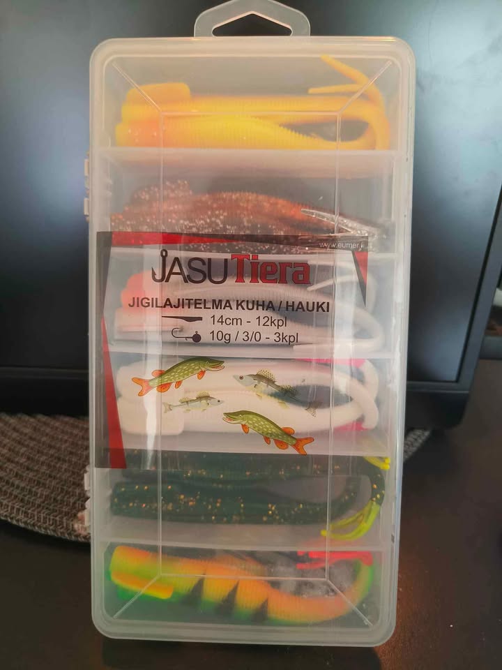 Jasu Tiera 14cm + jigipäät UUSI KÄYTTÄMÄTÖN PAKKAUS OVH 25e | Tori