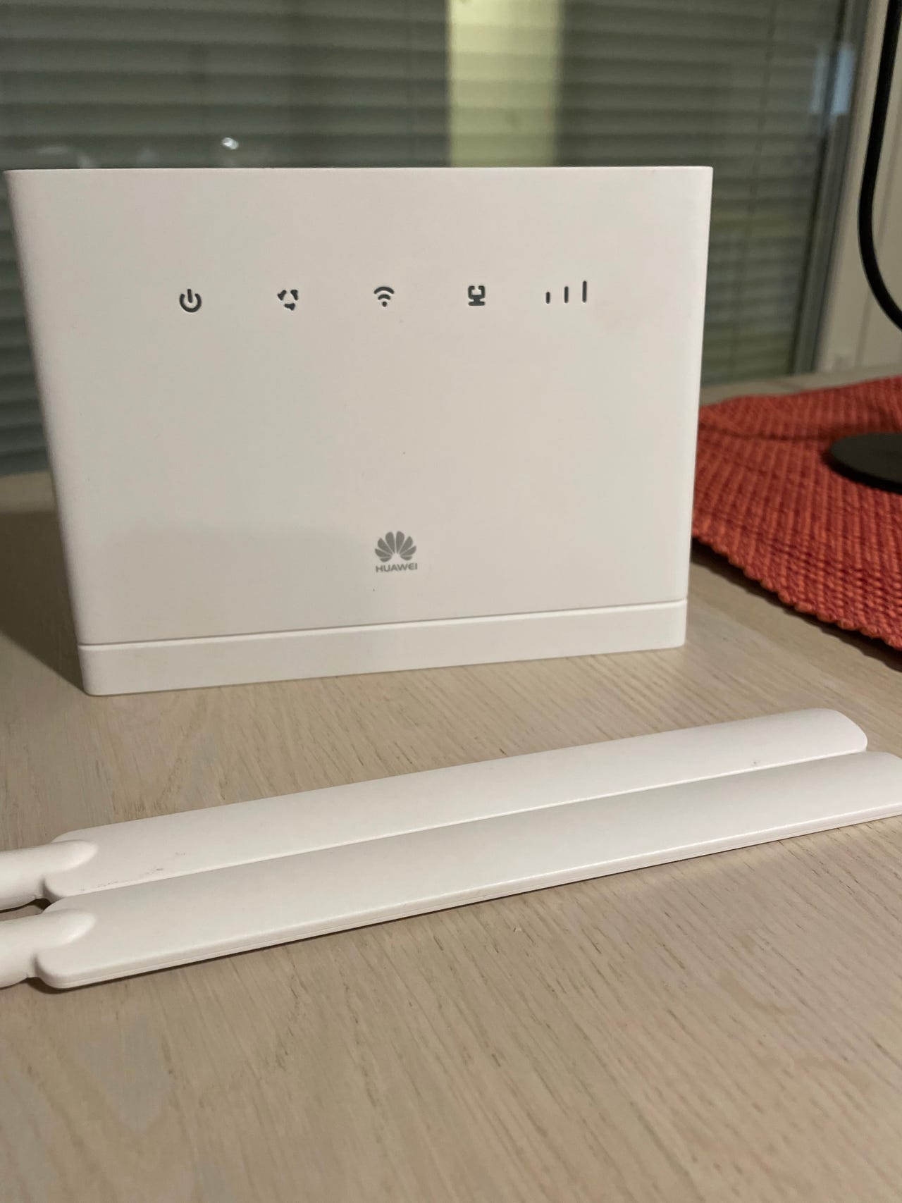 Huawei B315 Reititin 4G WLAN | Tori