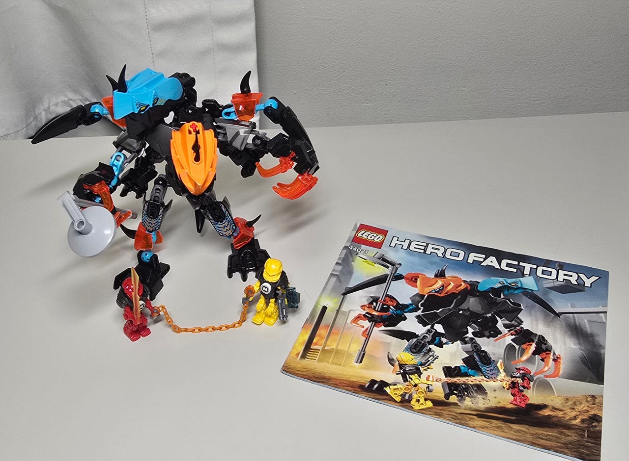 Lego Hero Factory 44021: SPLITTER Beast vs FURNO & EVO | Tori