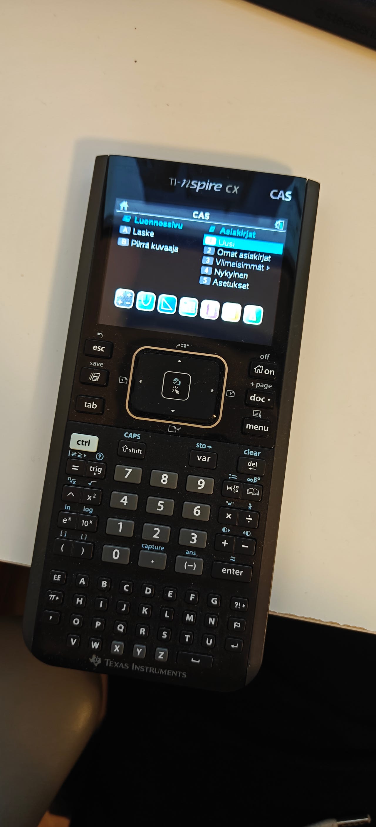 Texas Instruments Ti-Nspire CX CAS laskin | Tori