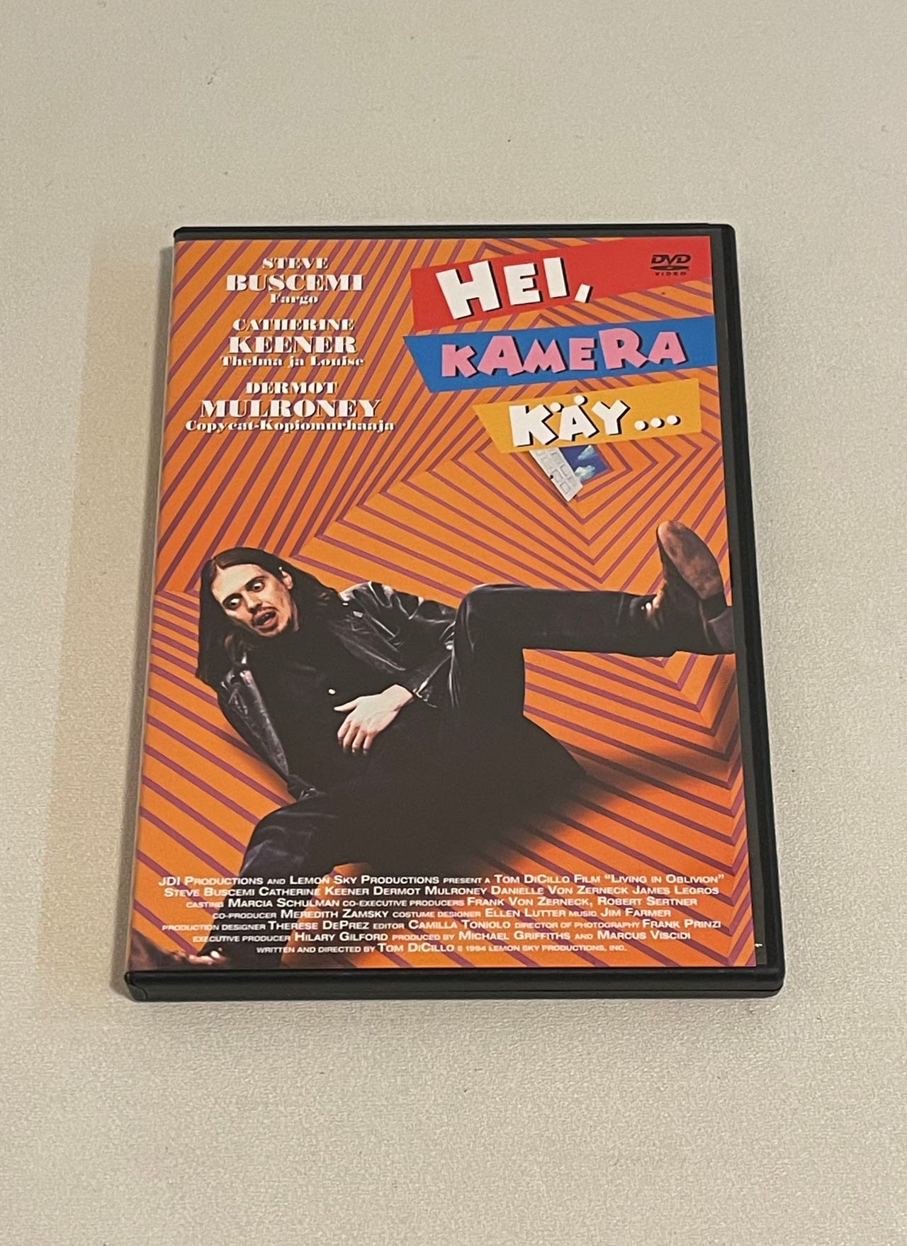 Hei, kamera käy - Living In Oblivion (1994) DVD | Tori