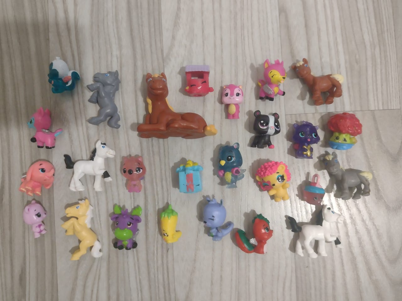 Hatchimals, Shopkins ja Animals Hospital pikkuhahmot | Tori